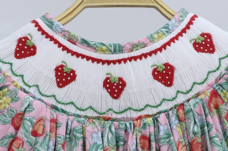 What is Smocked Clothing?